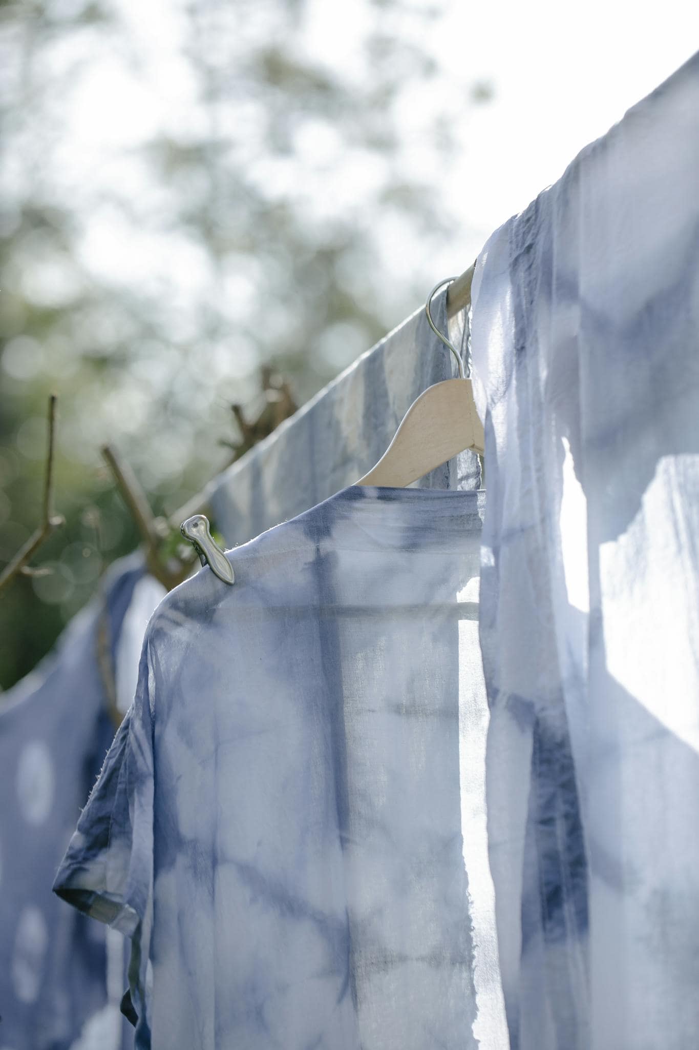 How To Dry Clothes Without A Dryer - Sustainable Home Economics