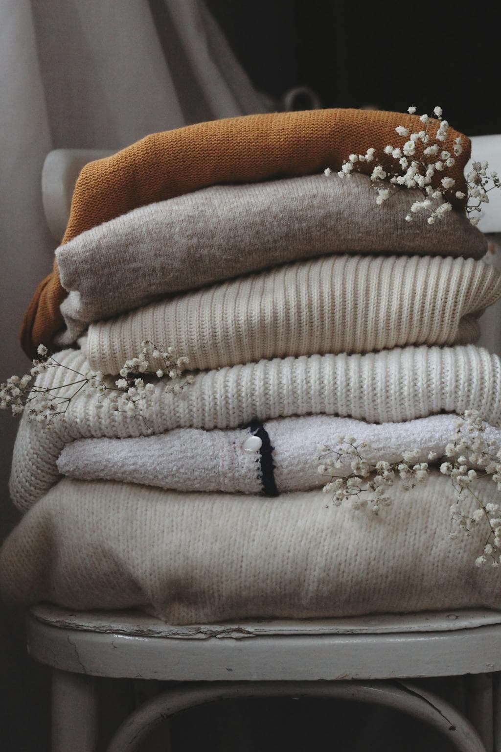 How To Dry Clothes Without A Dryer - Sustainable Home Economics
